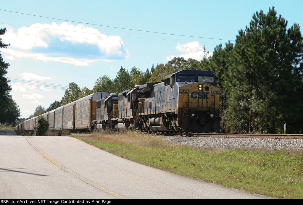 CSX 7713, 8872, and 8613 lead NB autoracks